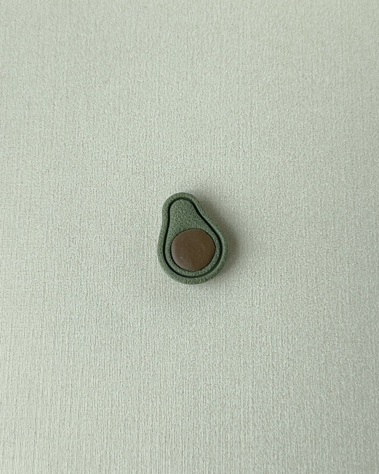 Avocado Magnet | Handmade Polymer Clay Magnet – Clay & Fern Co.